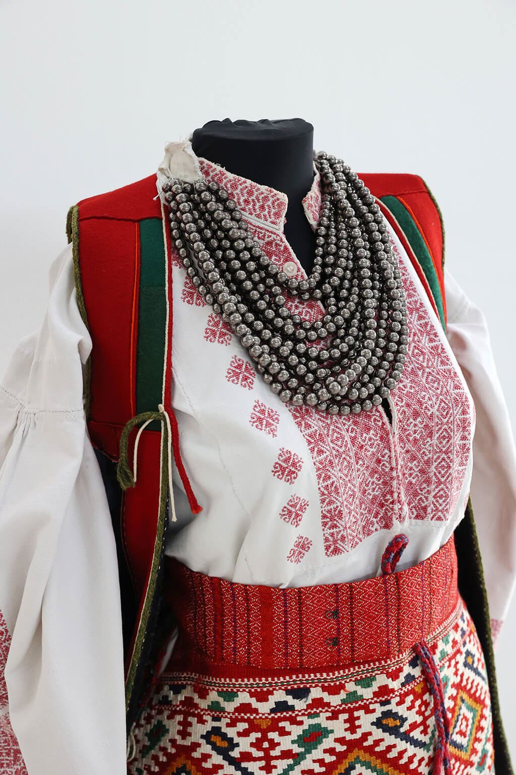 Franjo Tuđman Airport Zagreb - Croatian National Folk Costumes exhibition